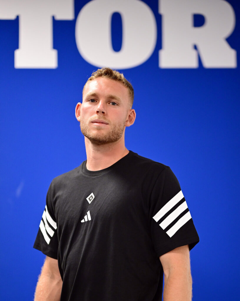 Torwartduell beim HSV: Daniel Peretz über Heuer Fernandes, seine Ziele ...